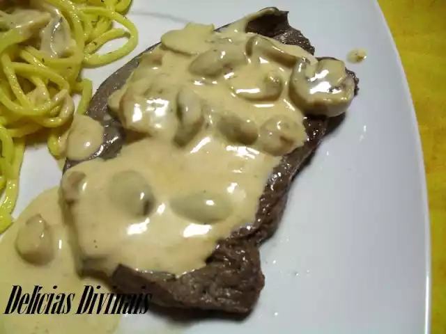 Receita de bifes com molho de natas