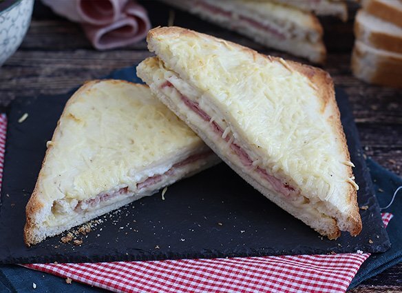 Receita de croque monsieur, o tostex francês