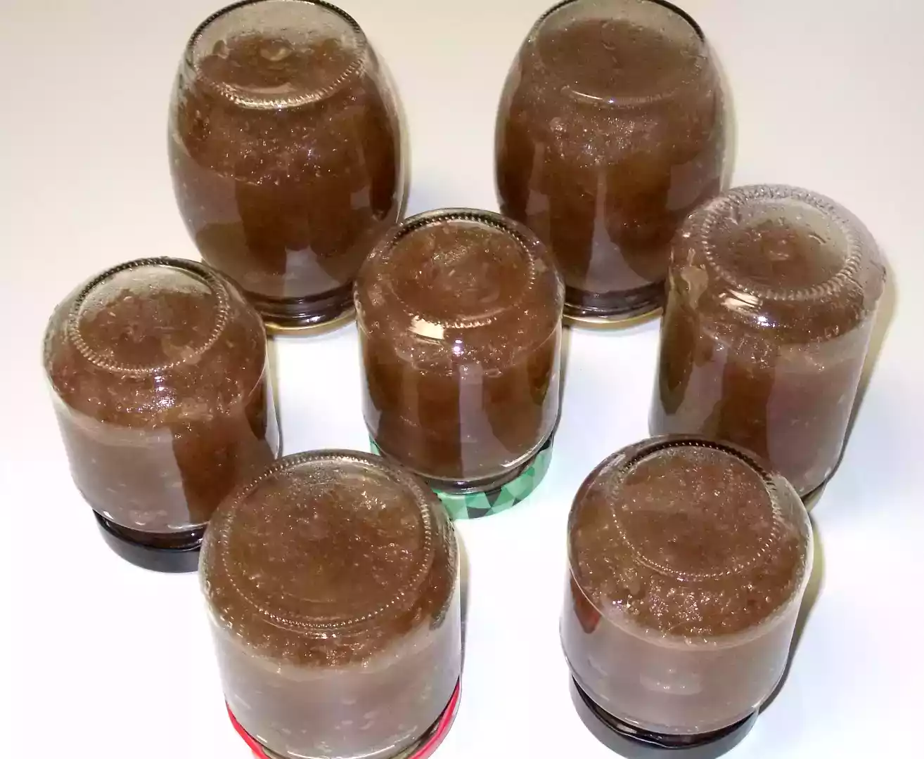 Receita de doce de chila (gila) com faca na limpeza