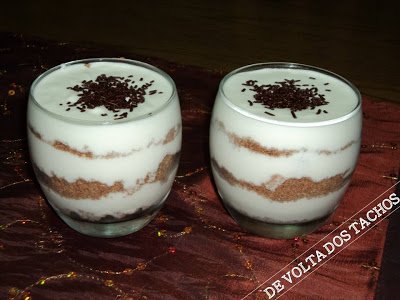 Receita de doce de nata e bolachas