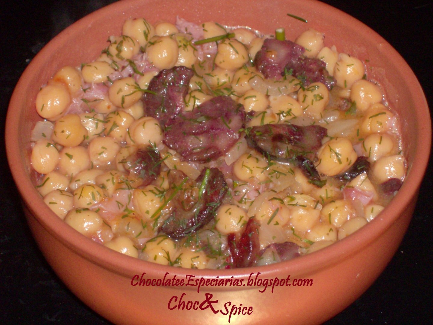 Receita de grão com enchidos fácil e saudável