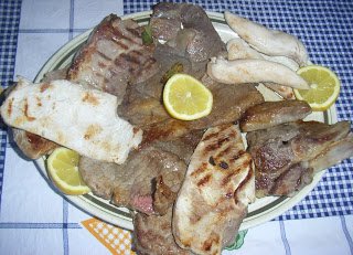 Receita de grelhada mista de carnes deliciosa e simples