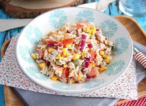 Salada de arroz (com atum e milho) - Receita Petitchef