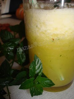 Receita de sumo de ananás com hortelã