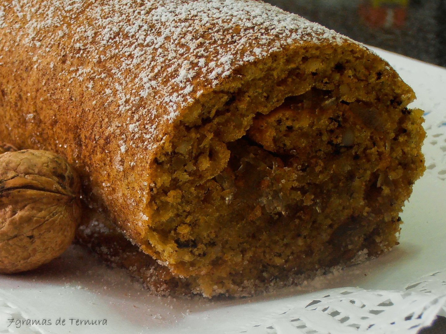 Receita de torta de noz com doce de gila fácil e deliciosa