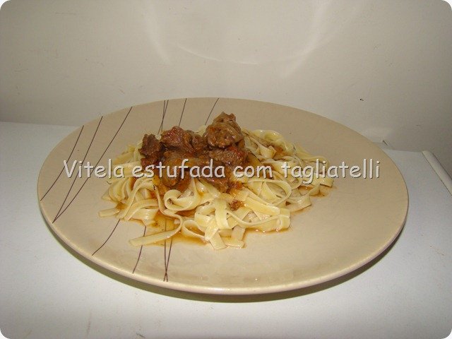 Receita de vitela estufada com tagliatelli